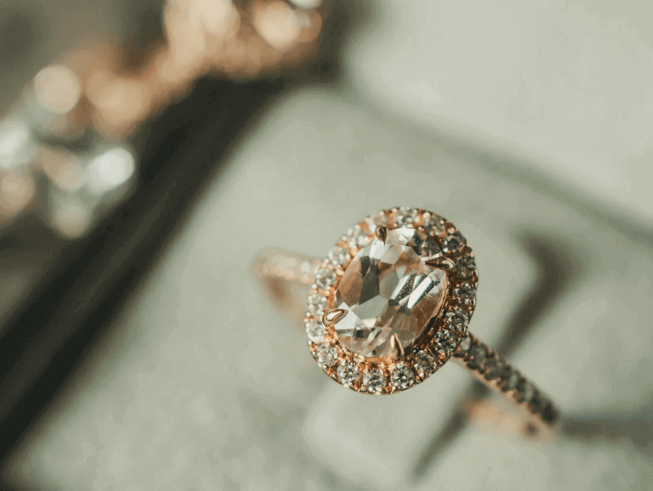Signature Engagement Rings: Independent Designers vs. Heritage Brands ...